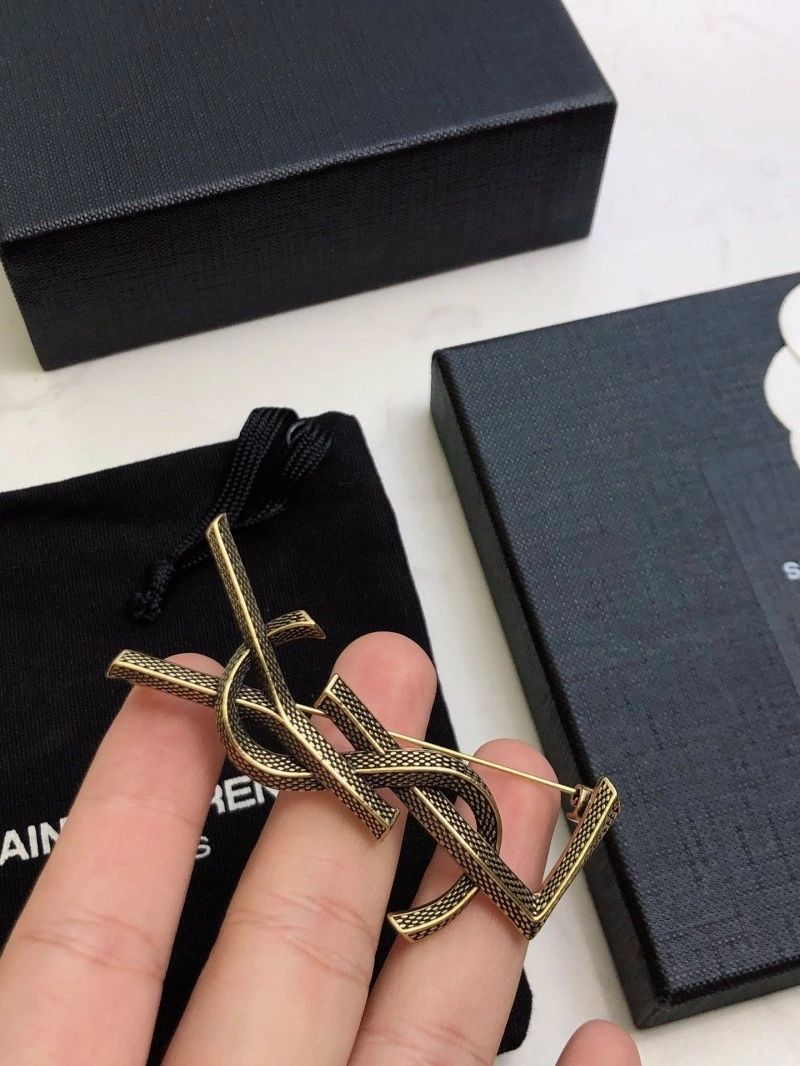 Discounted Ysl Brooches