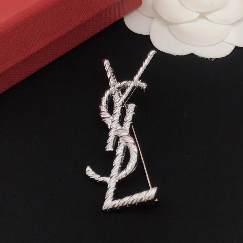 Low-cost Ysl Brooches