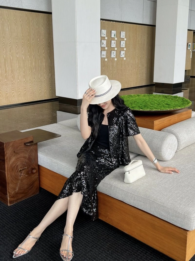 Indistinguishable Ysl Dress Suits