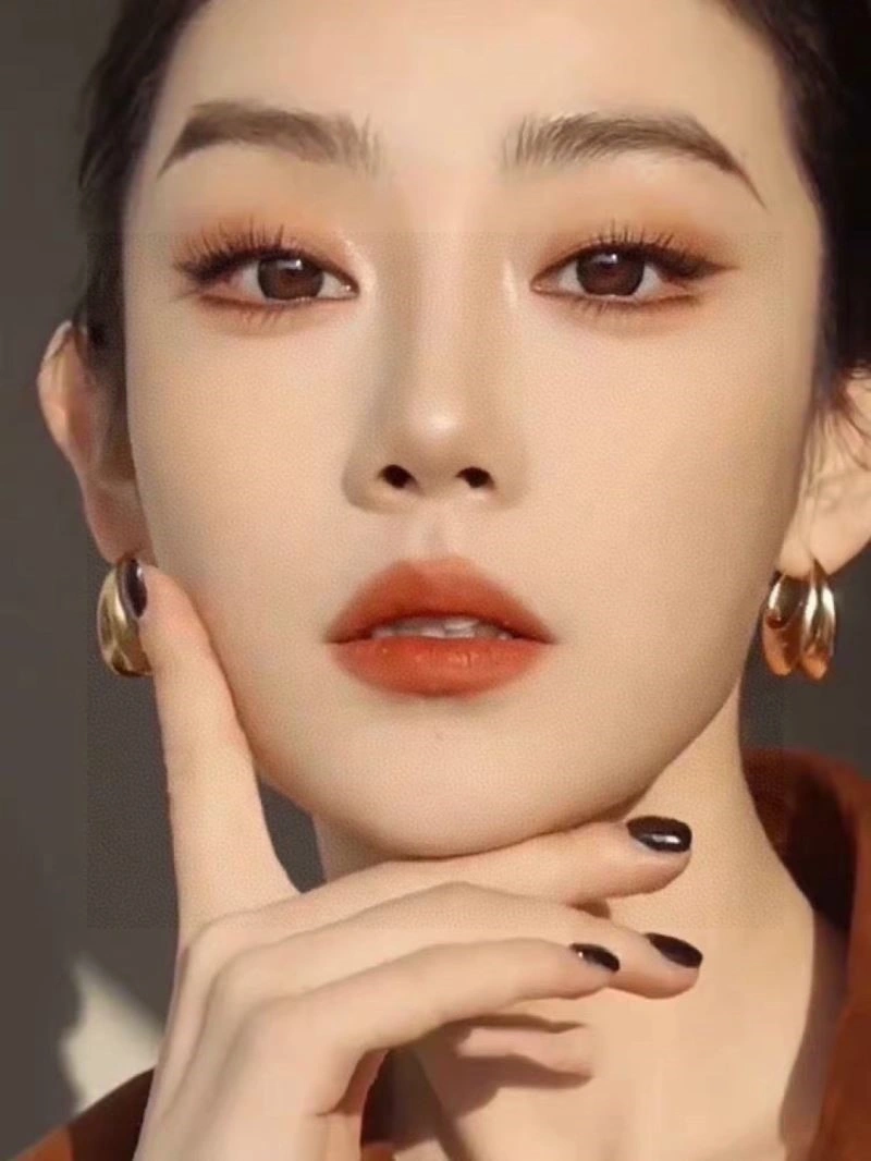 Indistinguishable Ysl Earrings