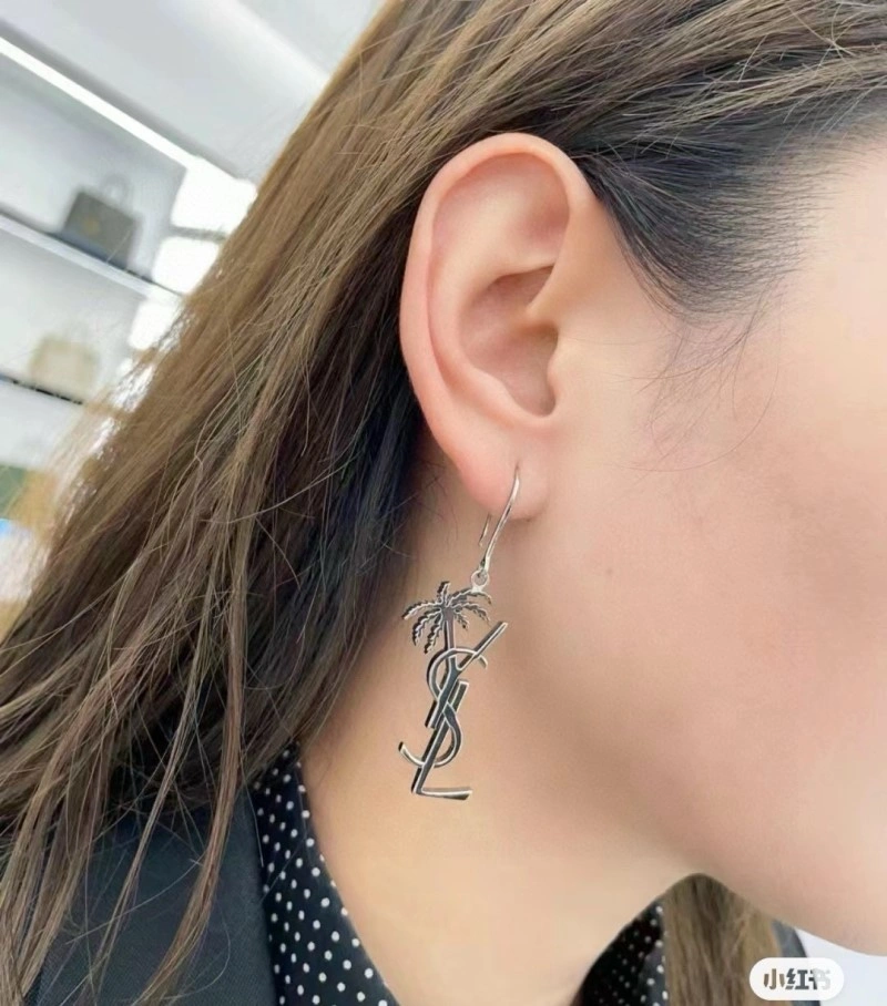Accurate model Ysl Earrings