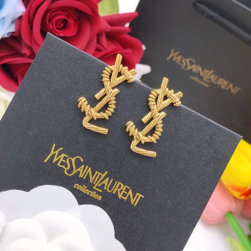 Top match Ysl Earrings