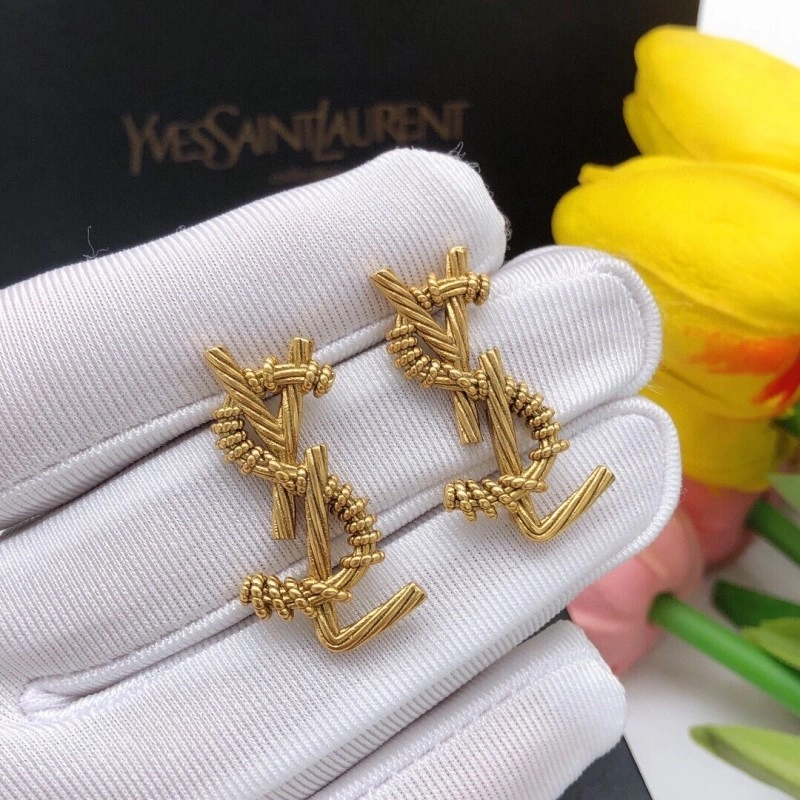 Top match Ysl Earrings