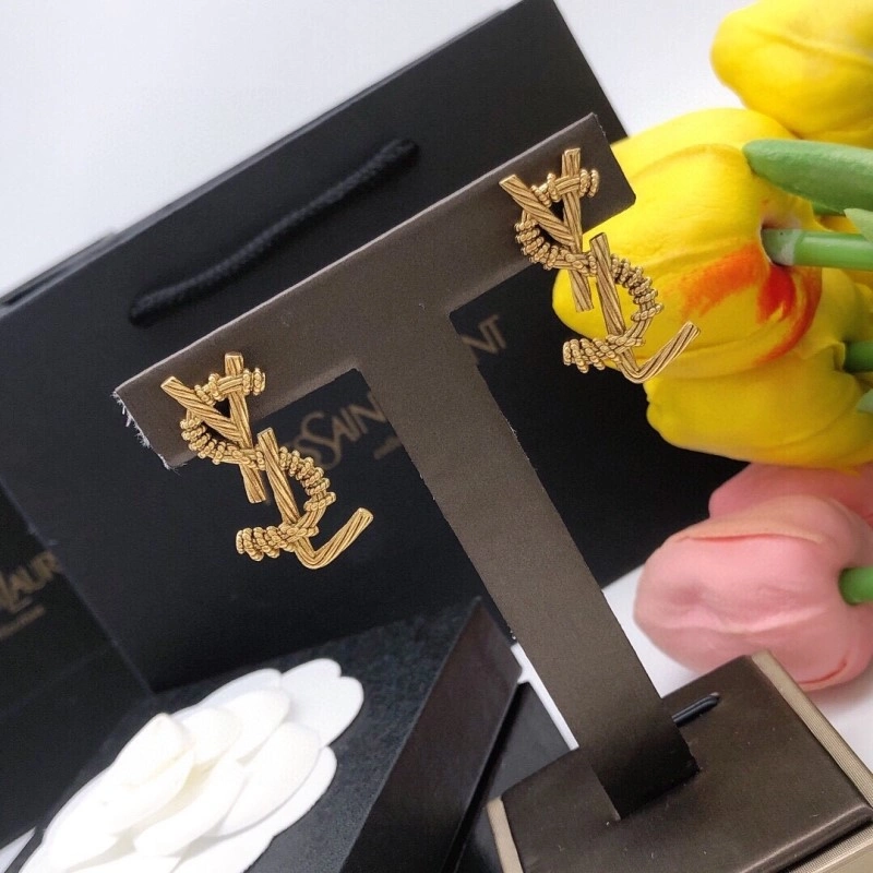 Top match Ysl Earrings