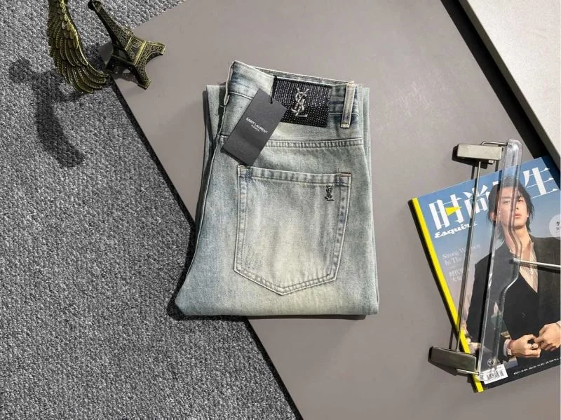 Accurate model Ysl Jeans