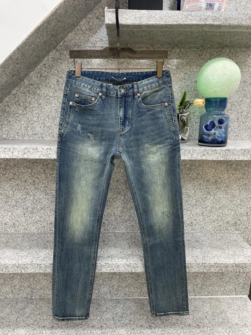 Exact replica Ysl Jeans