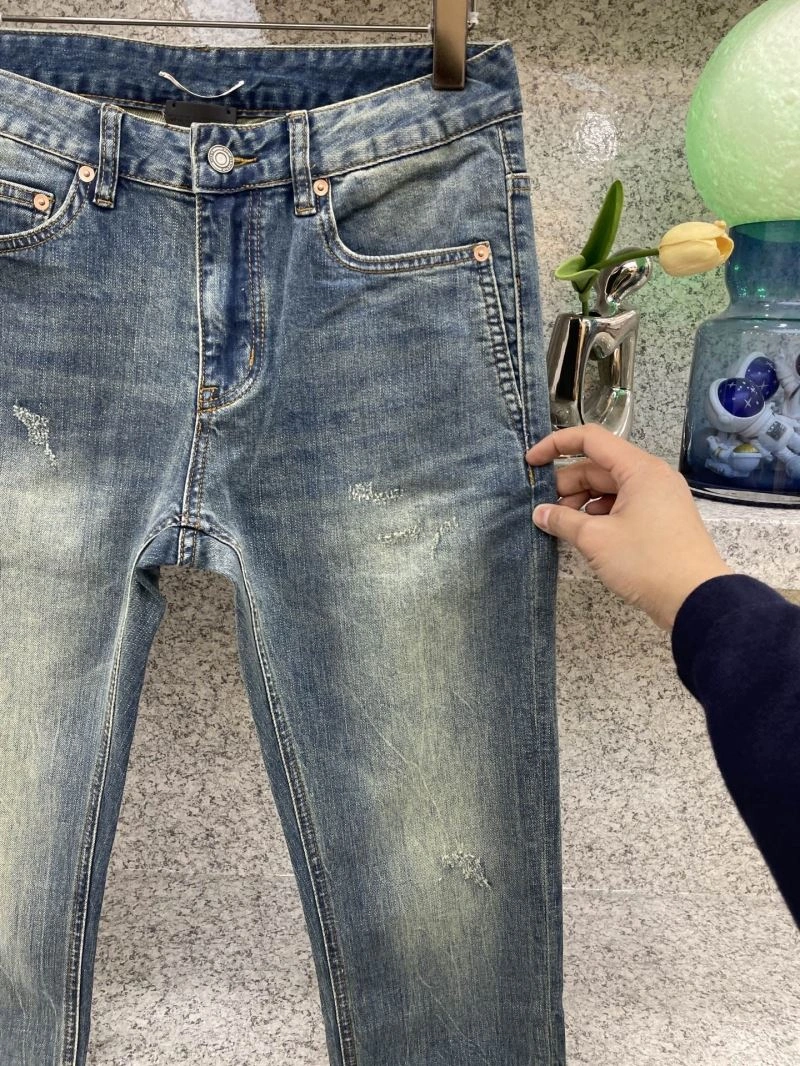 Exact replica Ysl Jeans