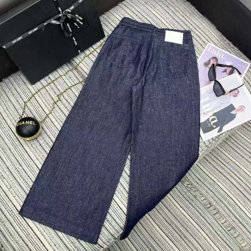 Accurate model Ysl Jeans
