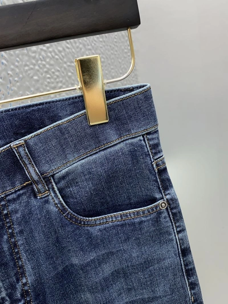 Bargain Ysl Jeans