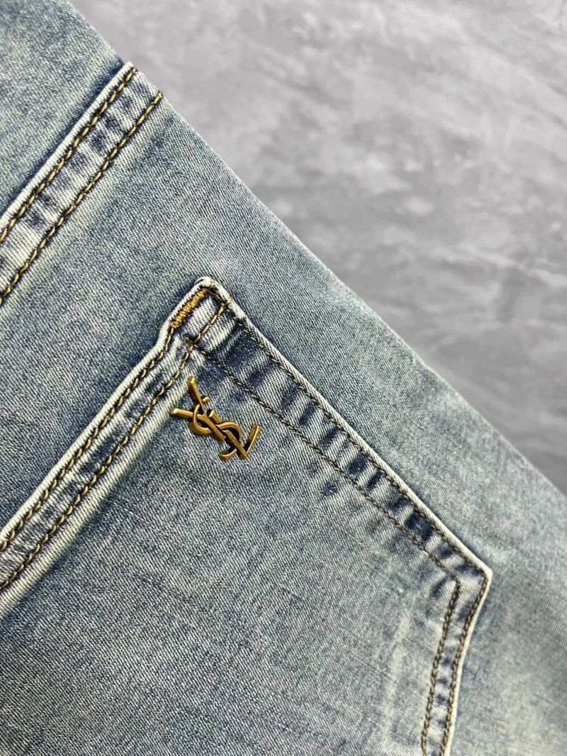 Accurate model Ysl Jeans