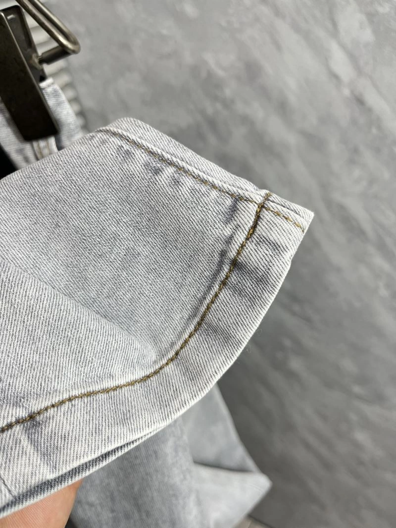 Bargain Ysl Jeans