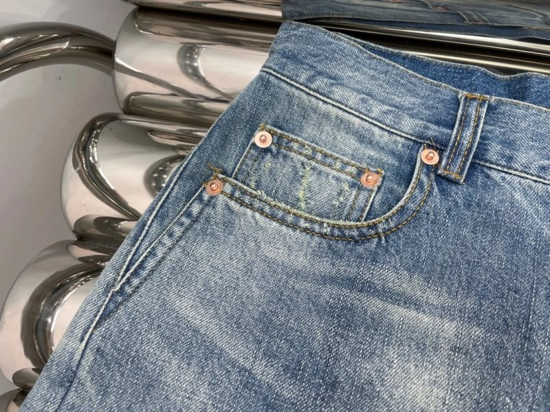 Reasonably priced Ysl Jeans