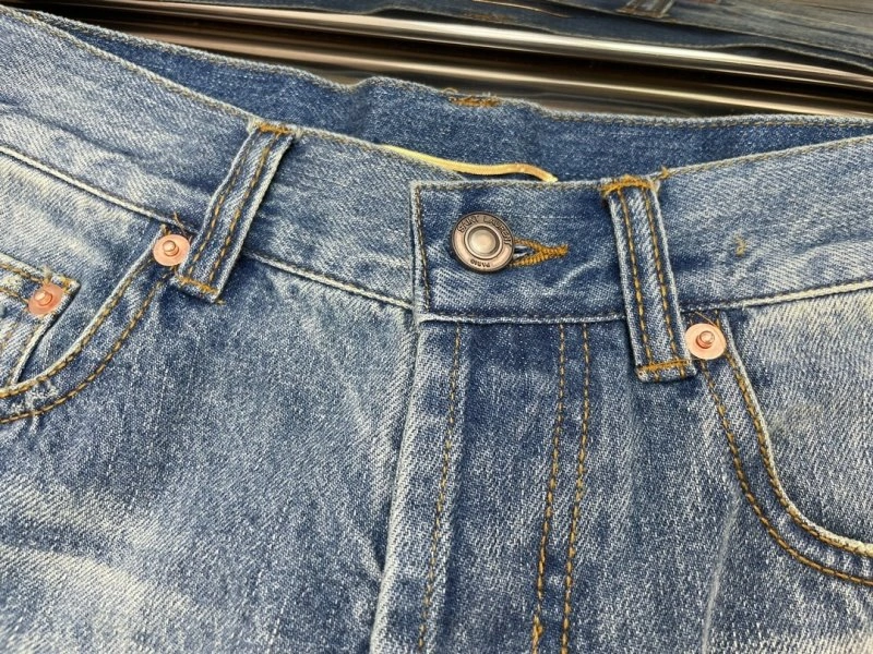 Reasonably priced Ysl Jeans