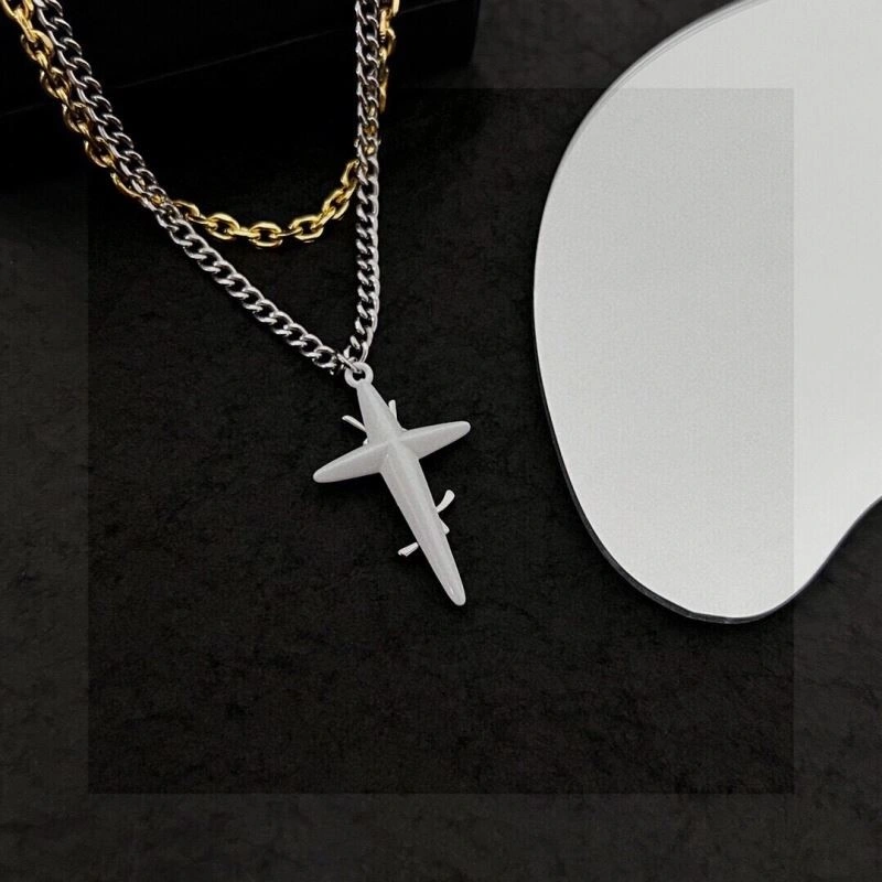 Accurate model Ysl Necklaces