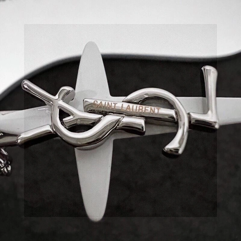 Accurate model Ysl Necklaces