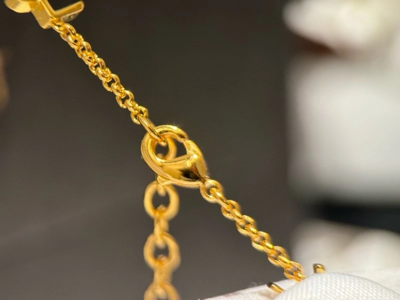 Official Ysl Necklaces