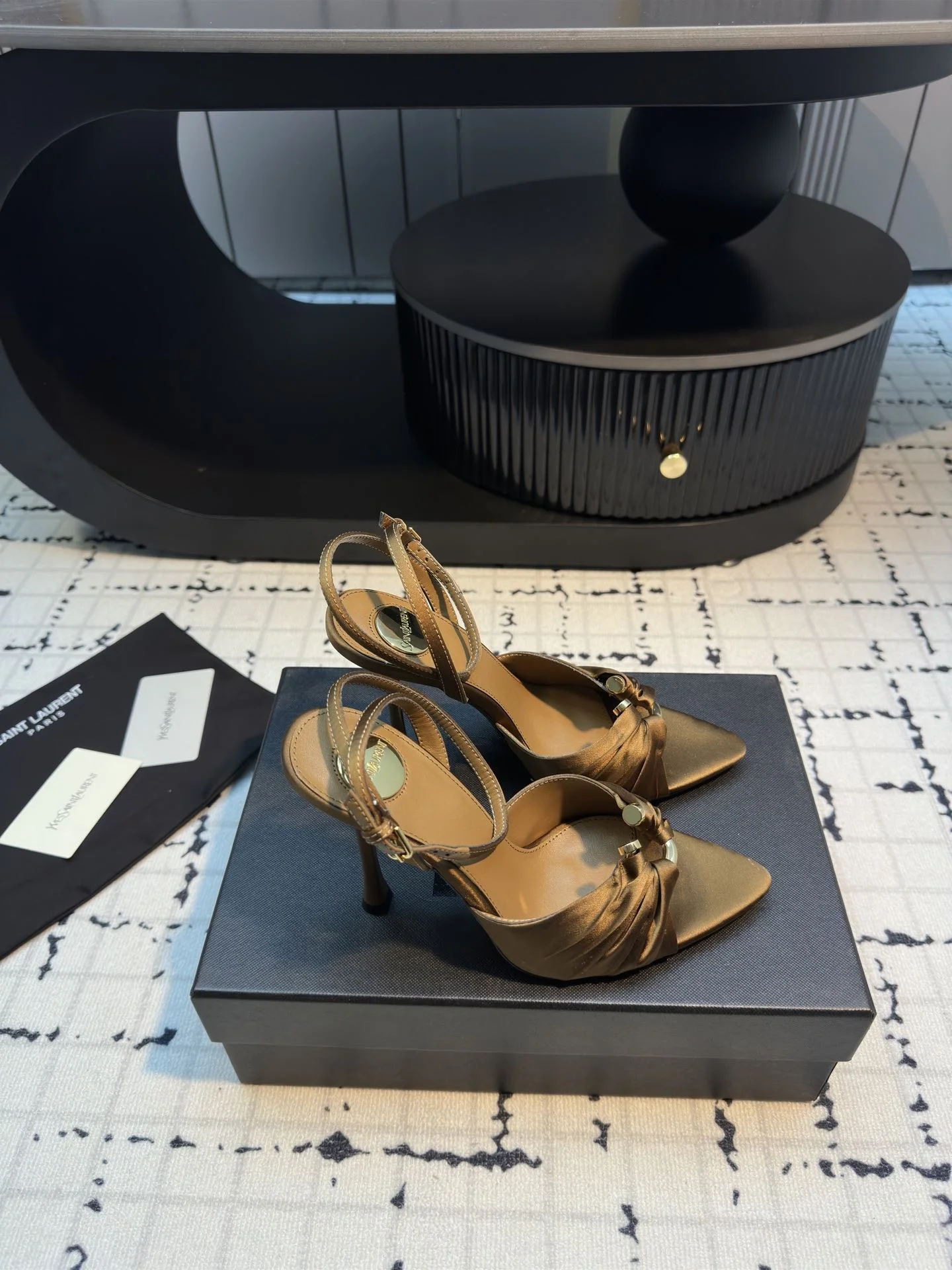 Discounted Ysl Sandals