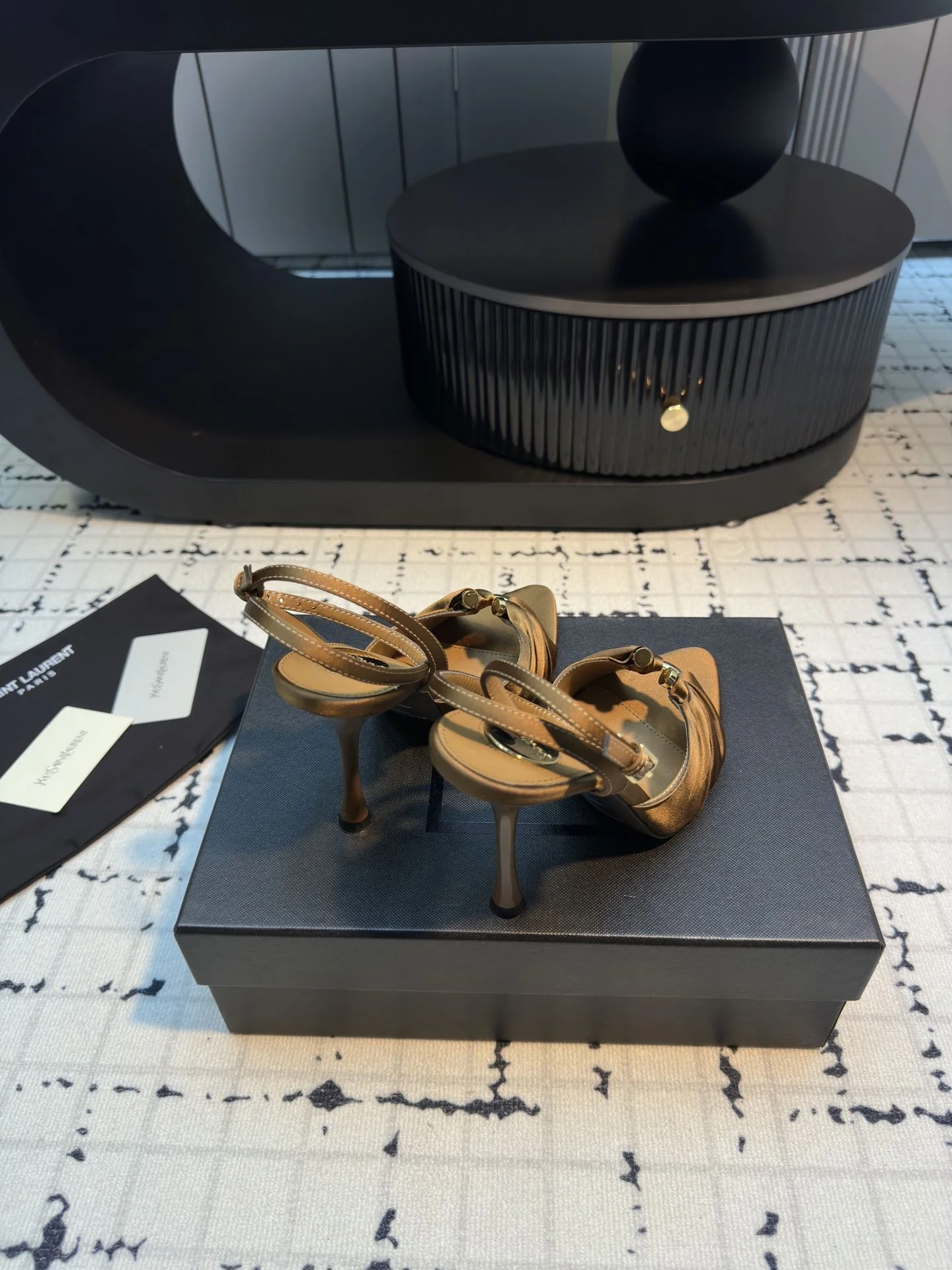 Discounted Ysl Sandals