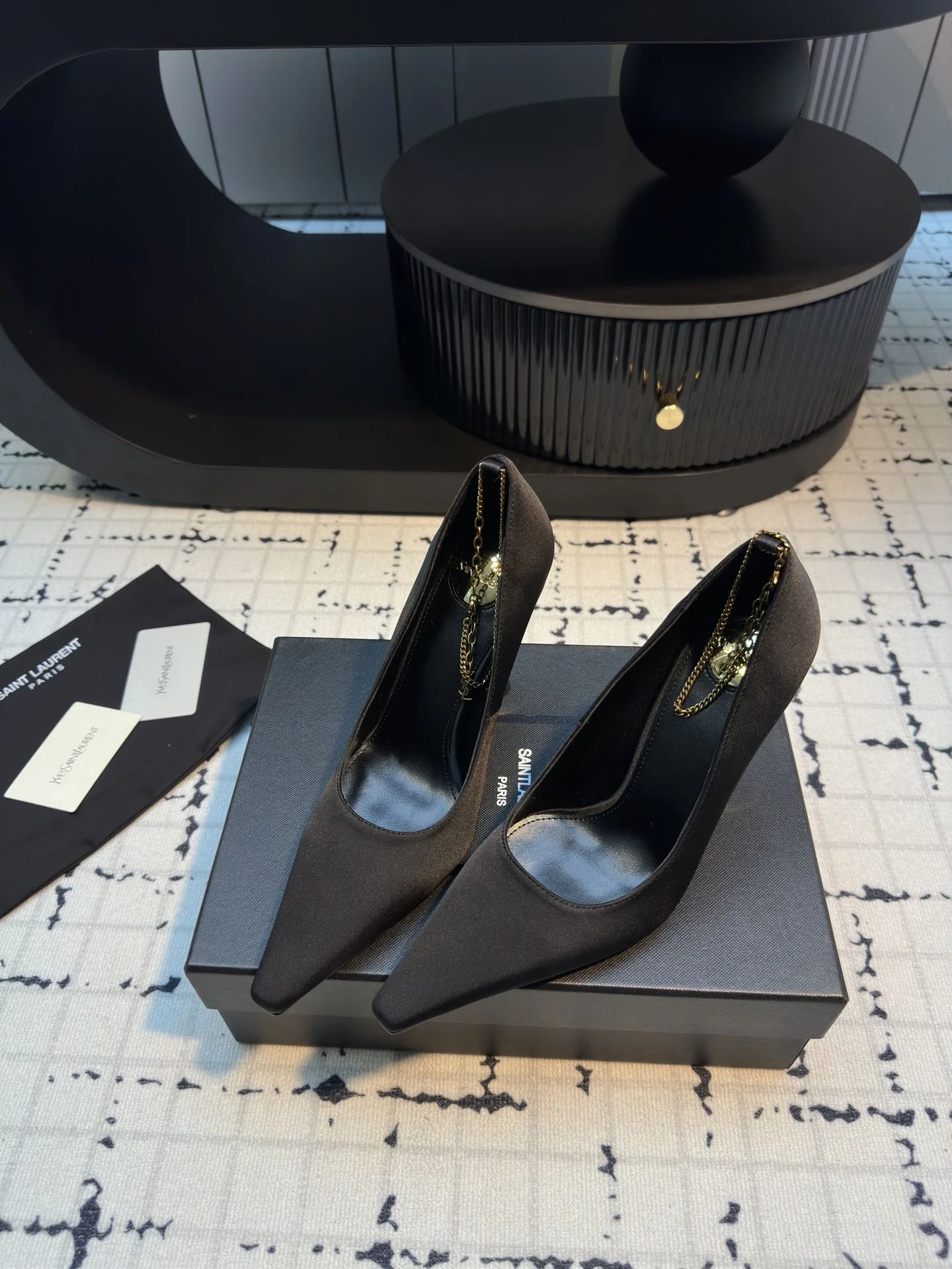 High fidelity Ysl Sandals
