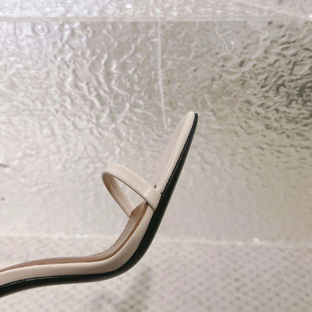 High fidelity Ysl Sandals