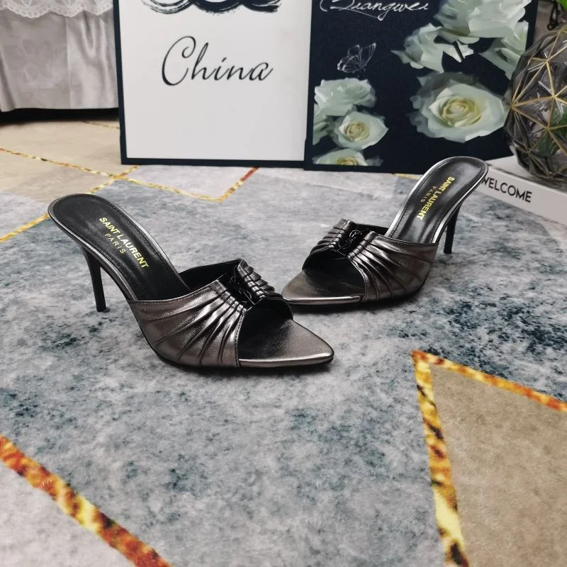 Top match Ysl Sandals