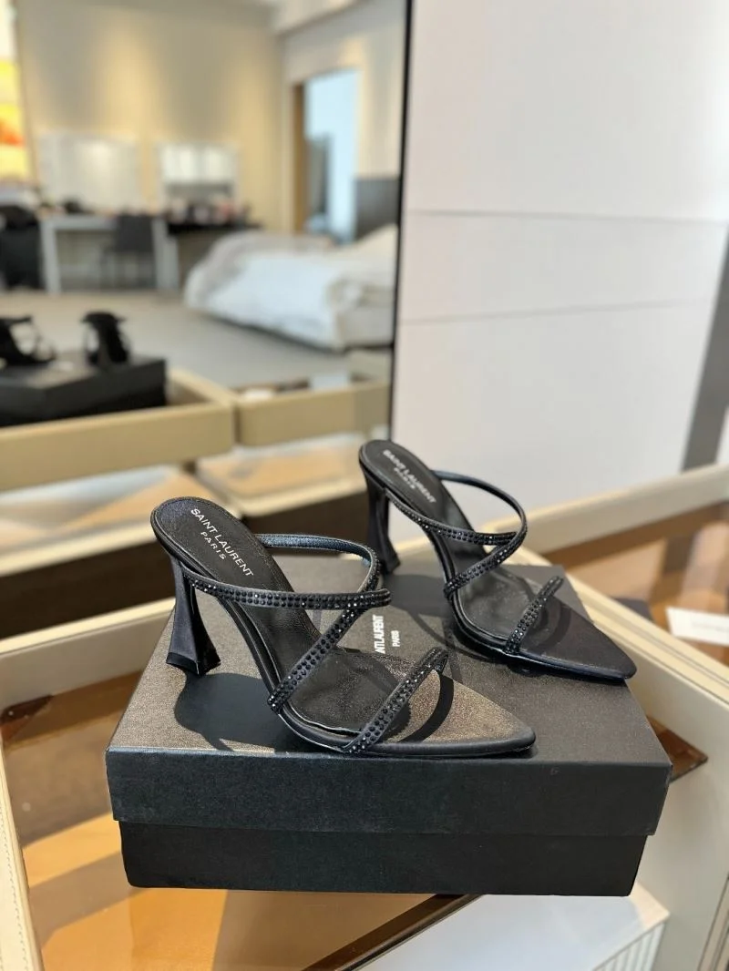Top match Ysl Sandals