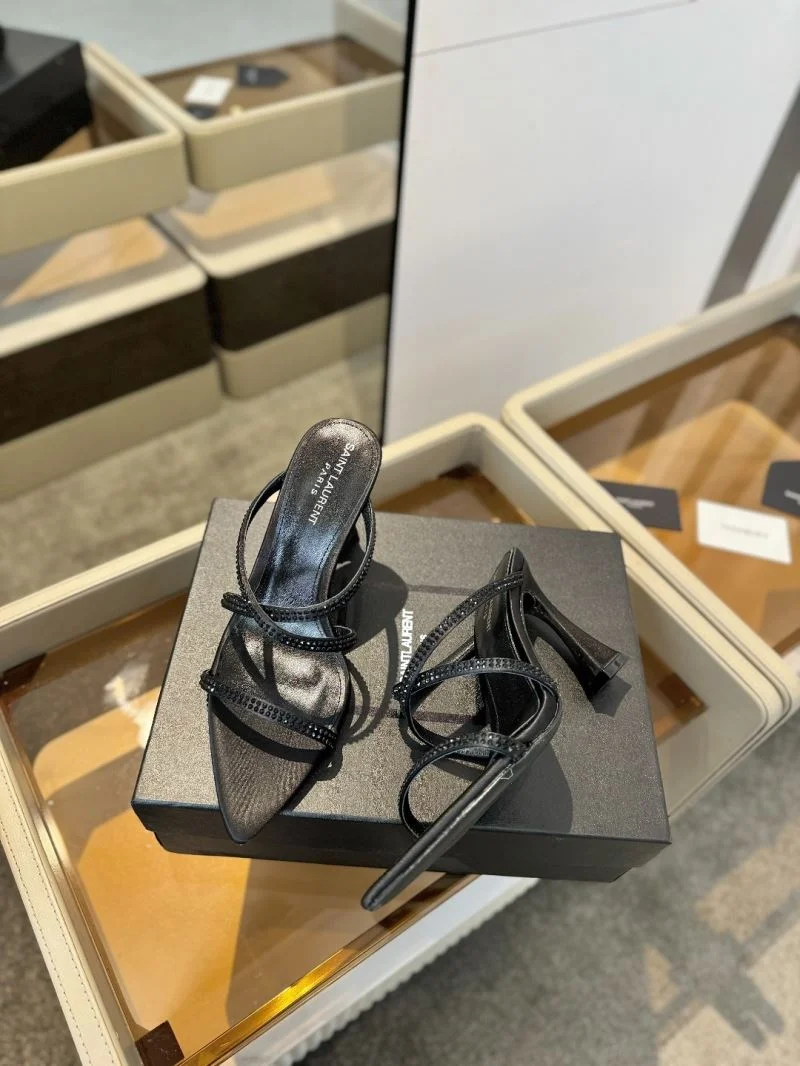 Top match Ysl Sandals