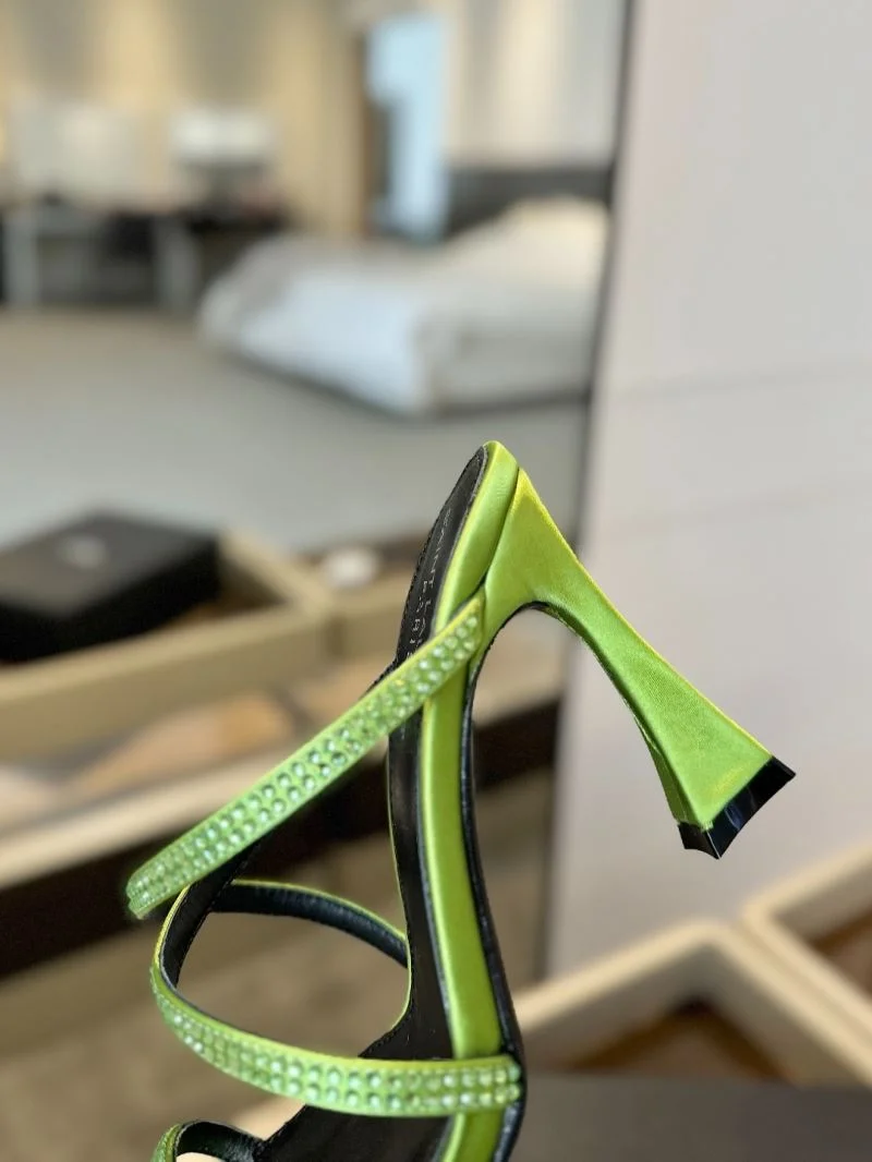 1:1 copy Ysl Sandals