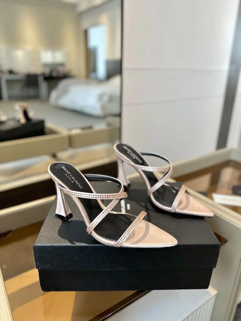 Top mirror Ysl Sandals
