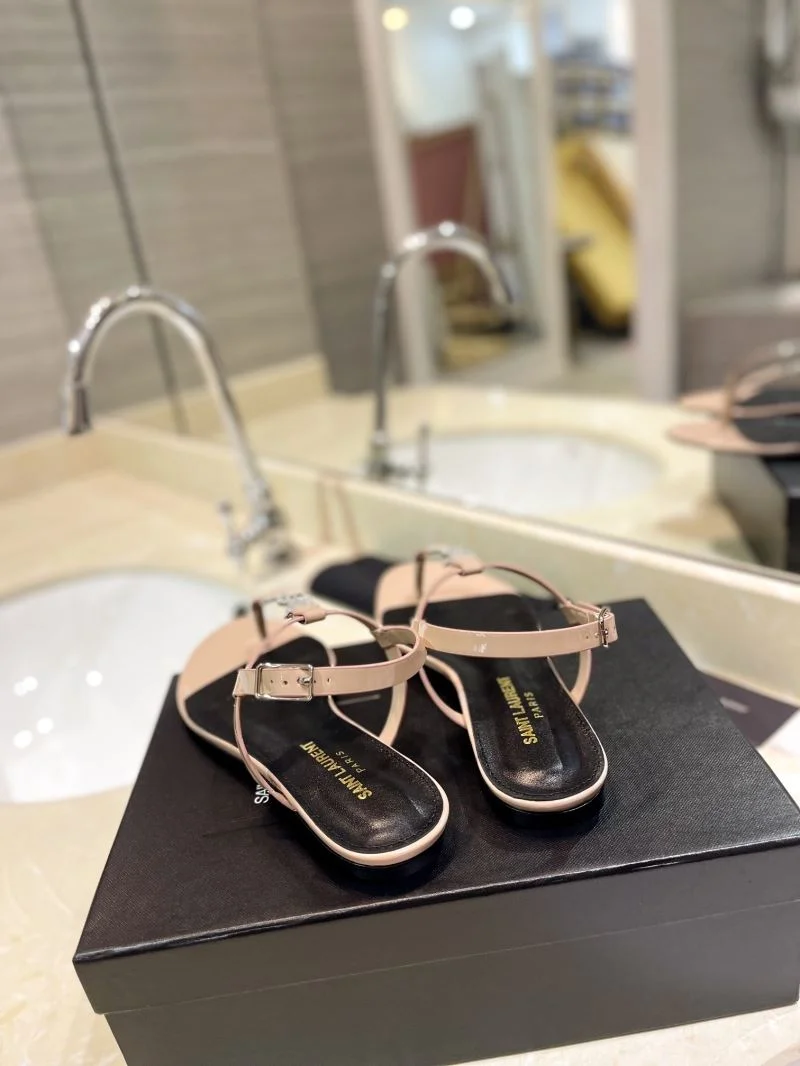 Top match Ysl Sandals