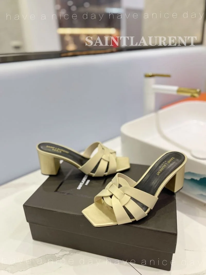 Top match Ysl Sandals