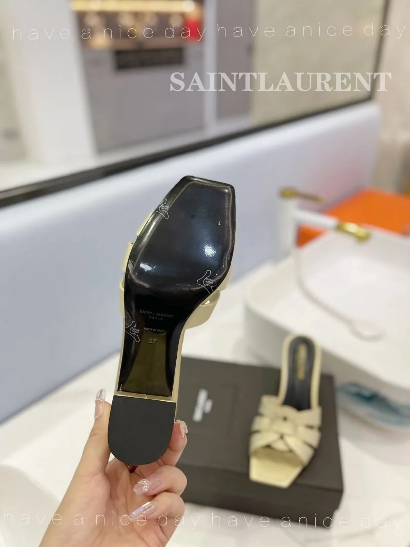 Top match Ysl Sandals