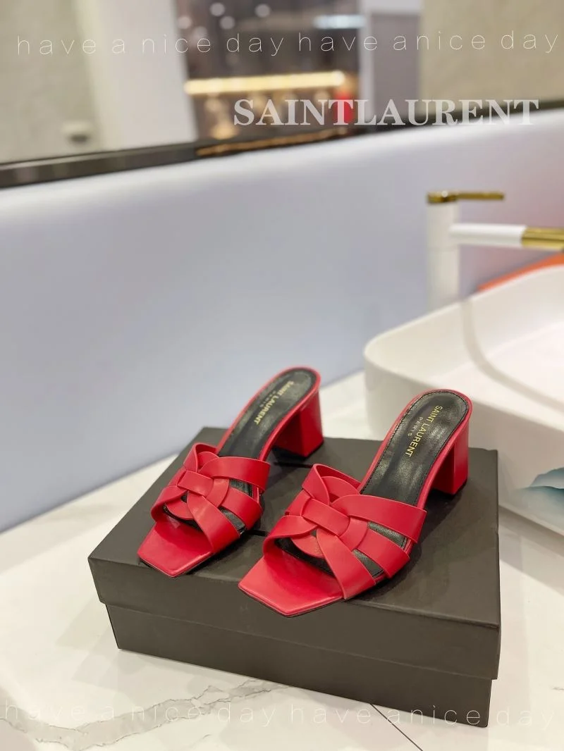 Top match Ysl Sandals