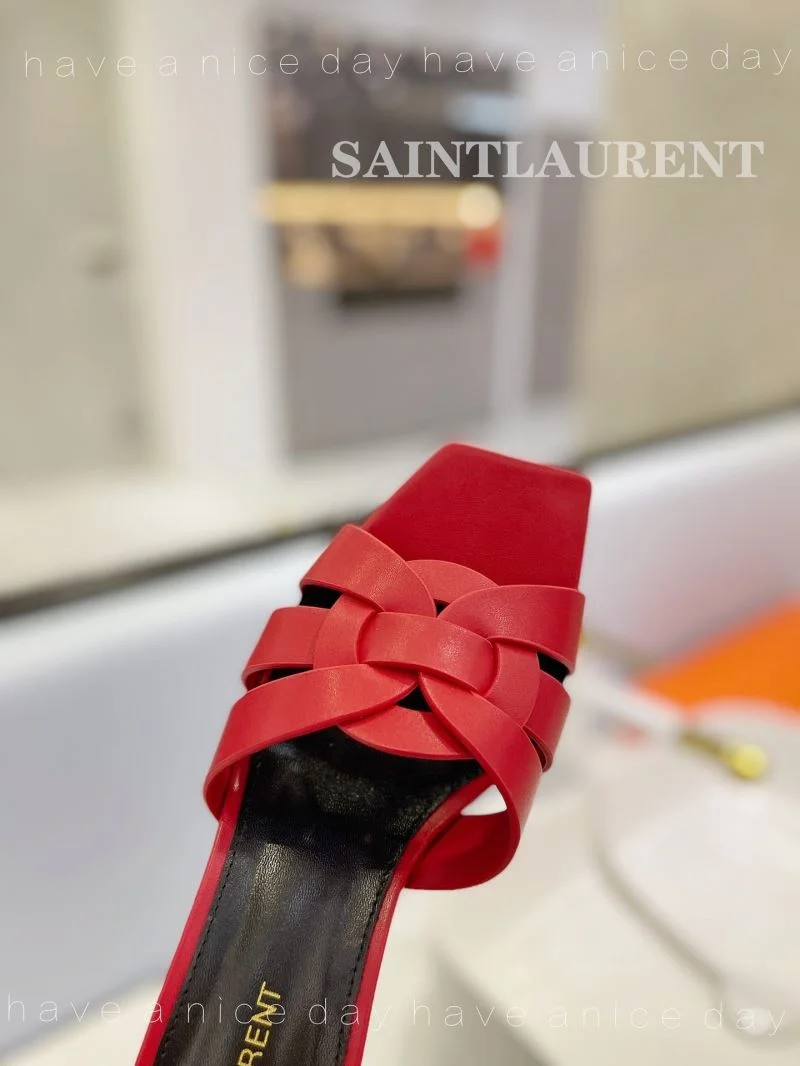Top match Ysl Sandals