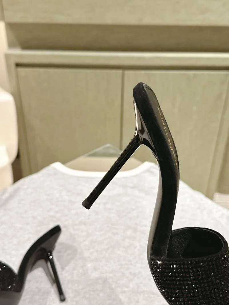 Reasonably priced Ysl Sandals