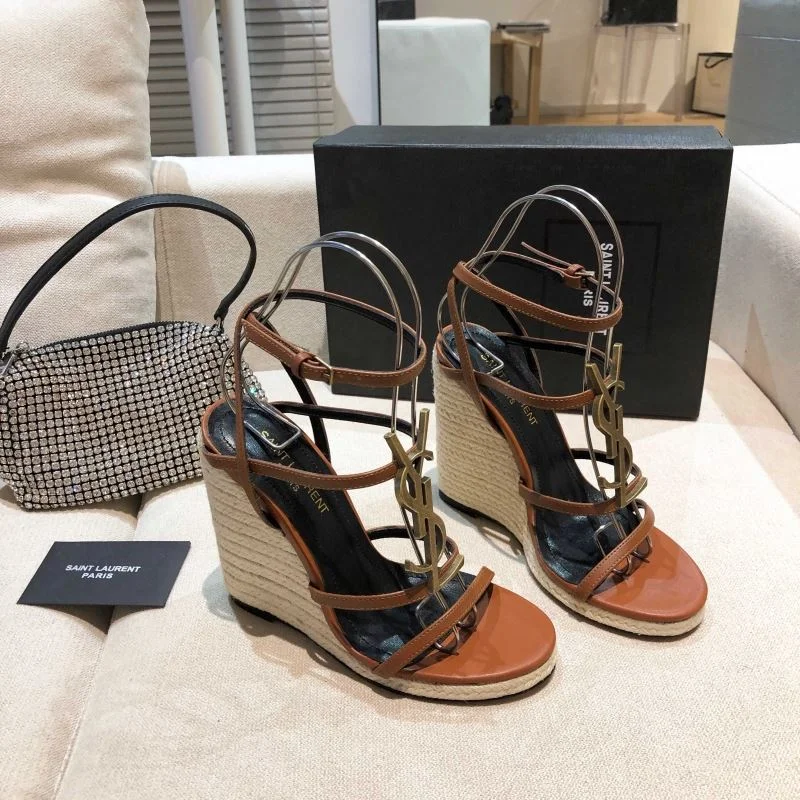 Accurate model Ysl Sandals