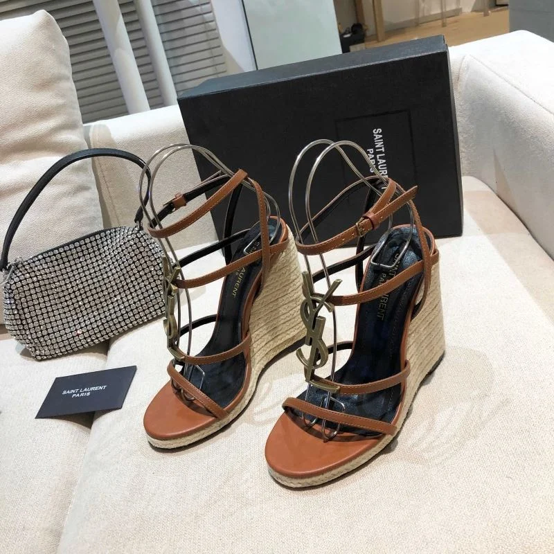 Accurate model Ysl Sandals