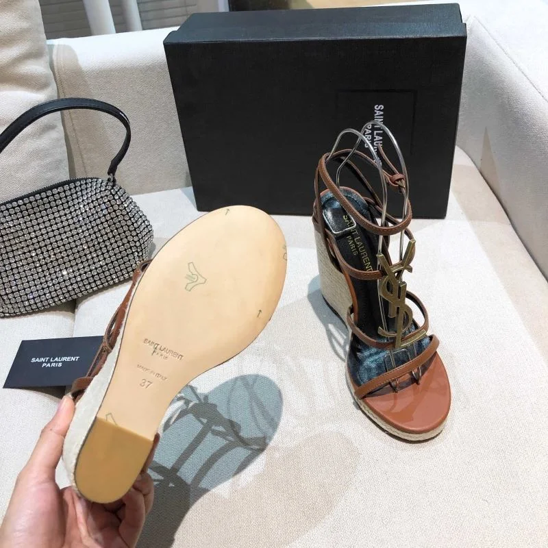 Accurate model Ysl Sandals