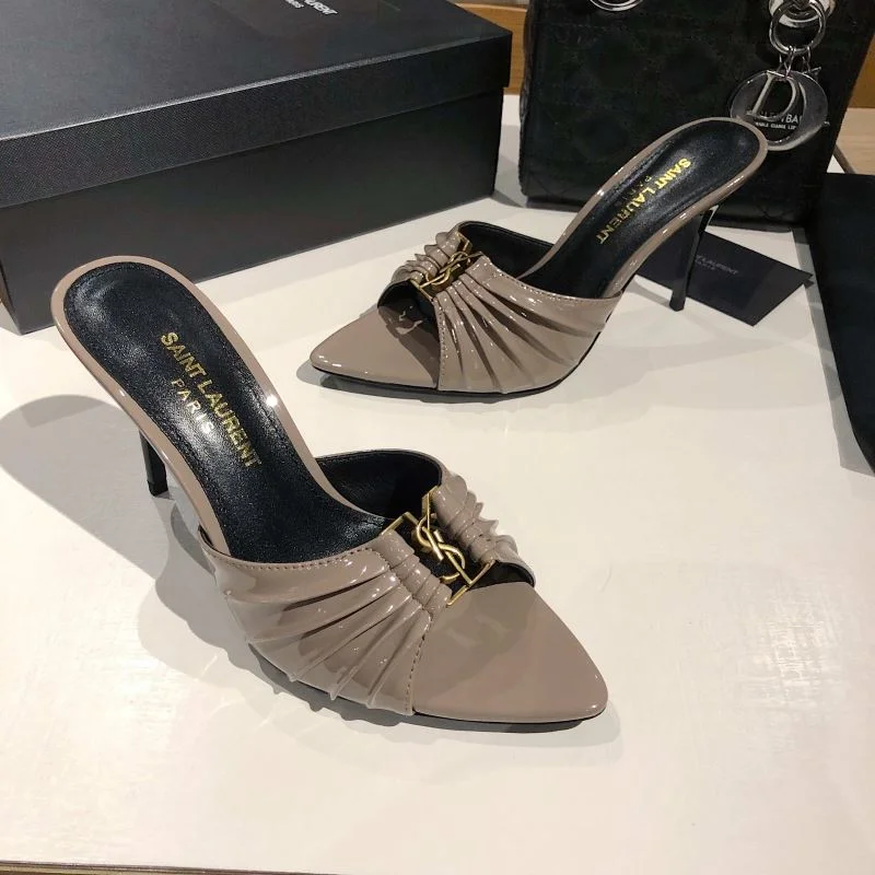 Accurate model Ysl Sandals