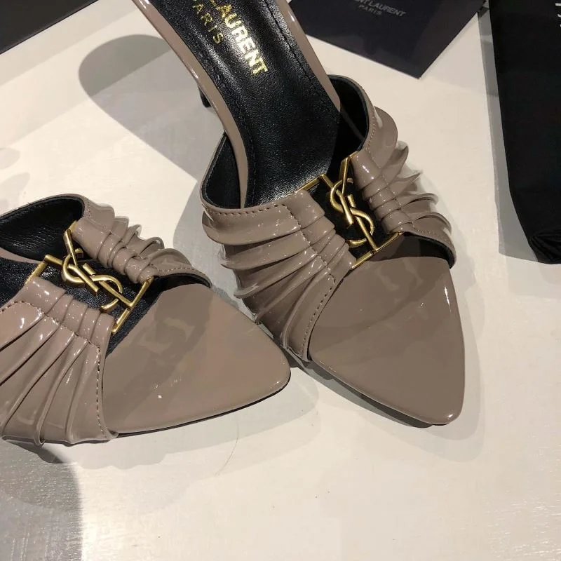 Accurate model Ysl Sandals