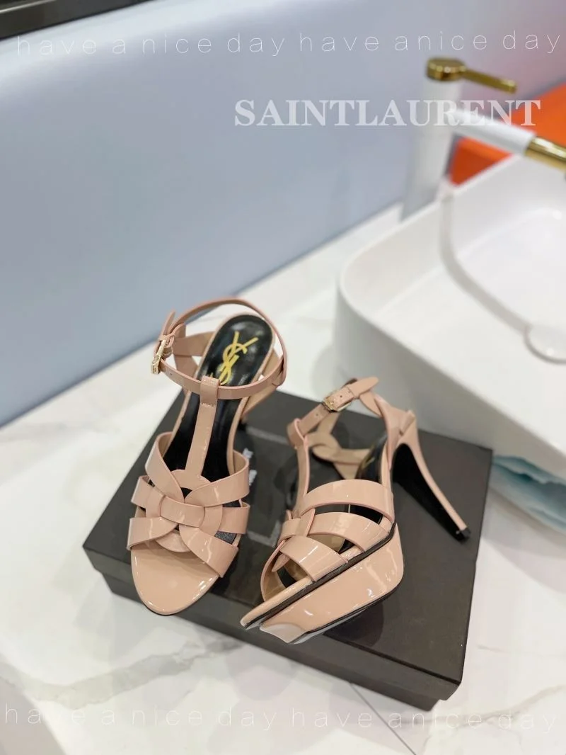 Top mirror Ysl Sandals