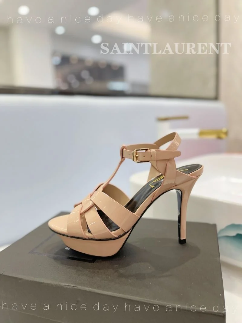Top mirror Ysl Sandals