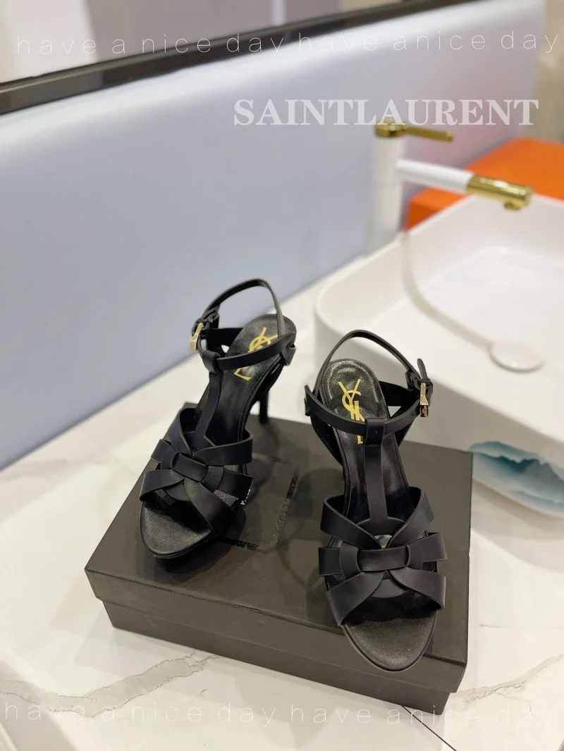 Top match Ysl Sandals