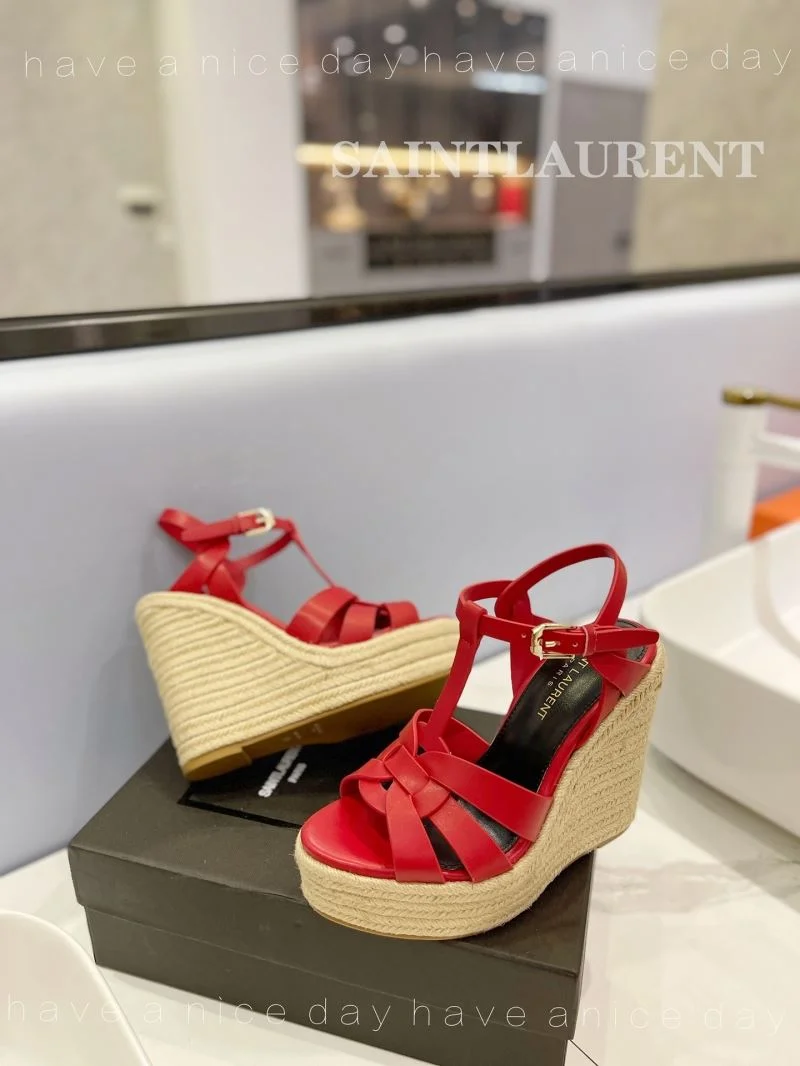 Top match Ysl Sandals