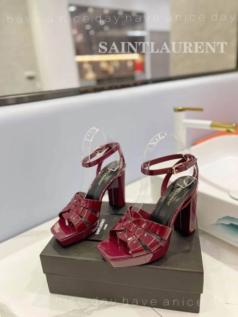 Top match Ysl Sandals