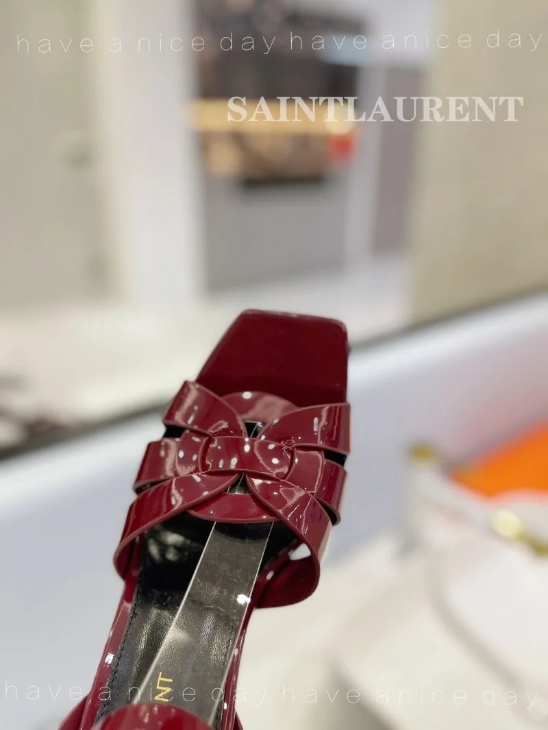Top match Ysl Sandals