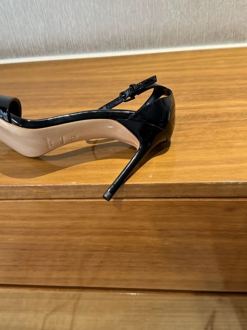 Brand-authenticated Ysl Sandals