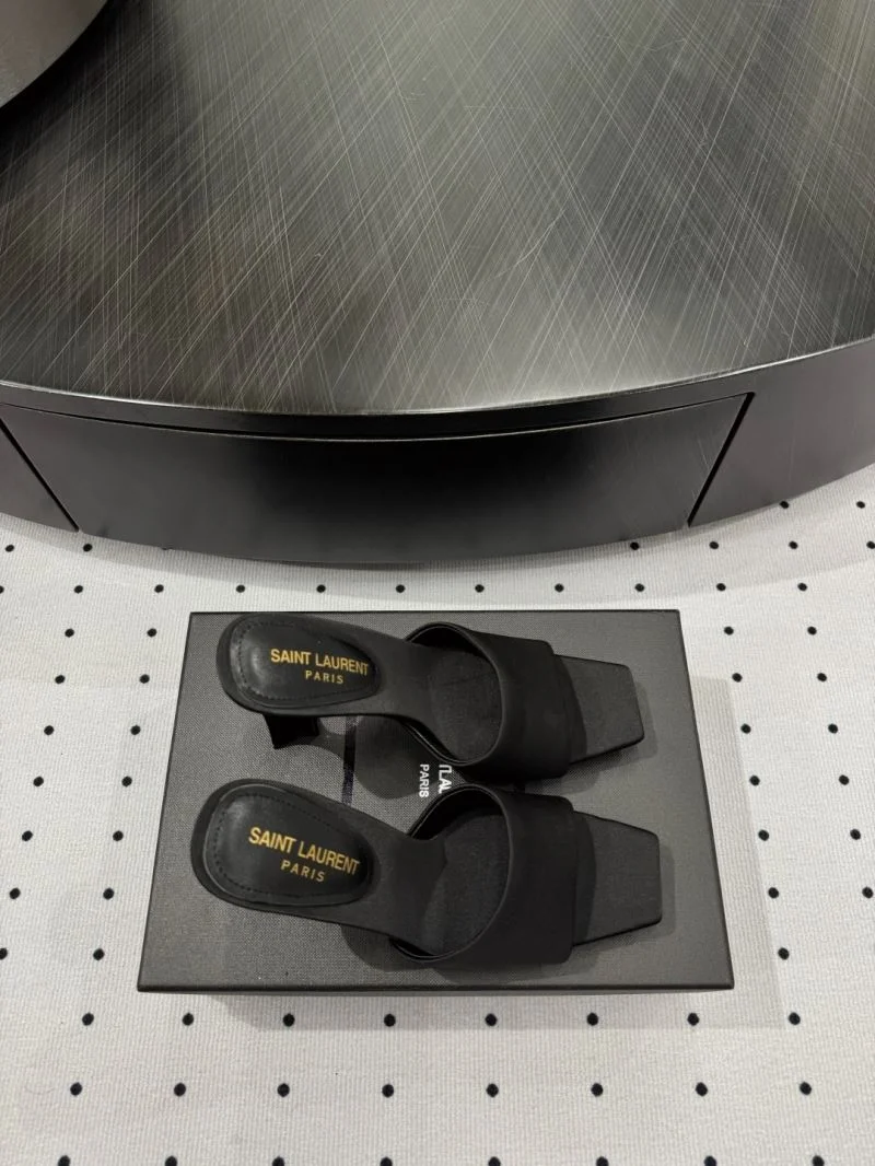 1:1 copy Ysl Sandals