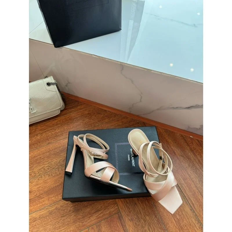 Top match Ysl Sandals