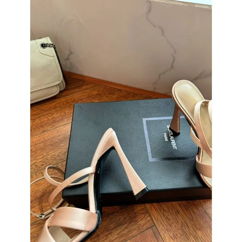 Top match Ysl Sandals